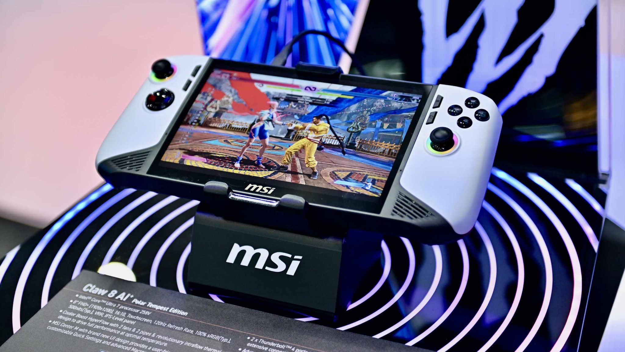 MSI stellt die neuen Gaming-Handhelds Claw A8 und Claw 8 AI+ Polar Tempest Edition auf der ...